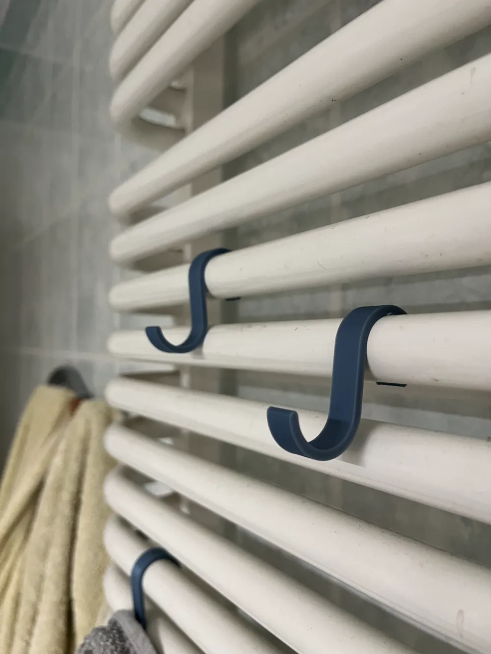 Radiator Bathroom Hook by Forfiter - MakerWorld