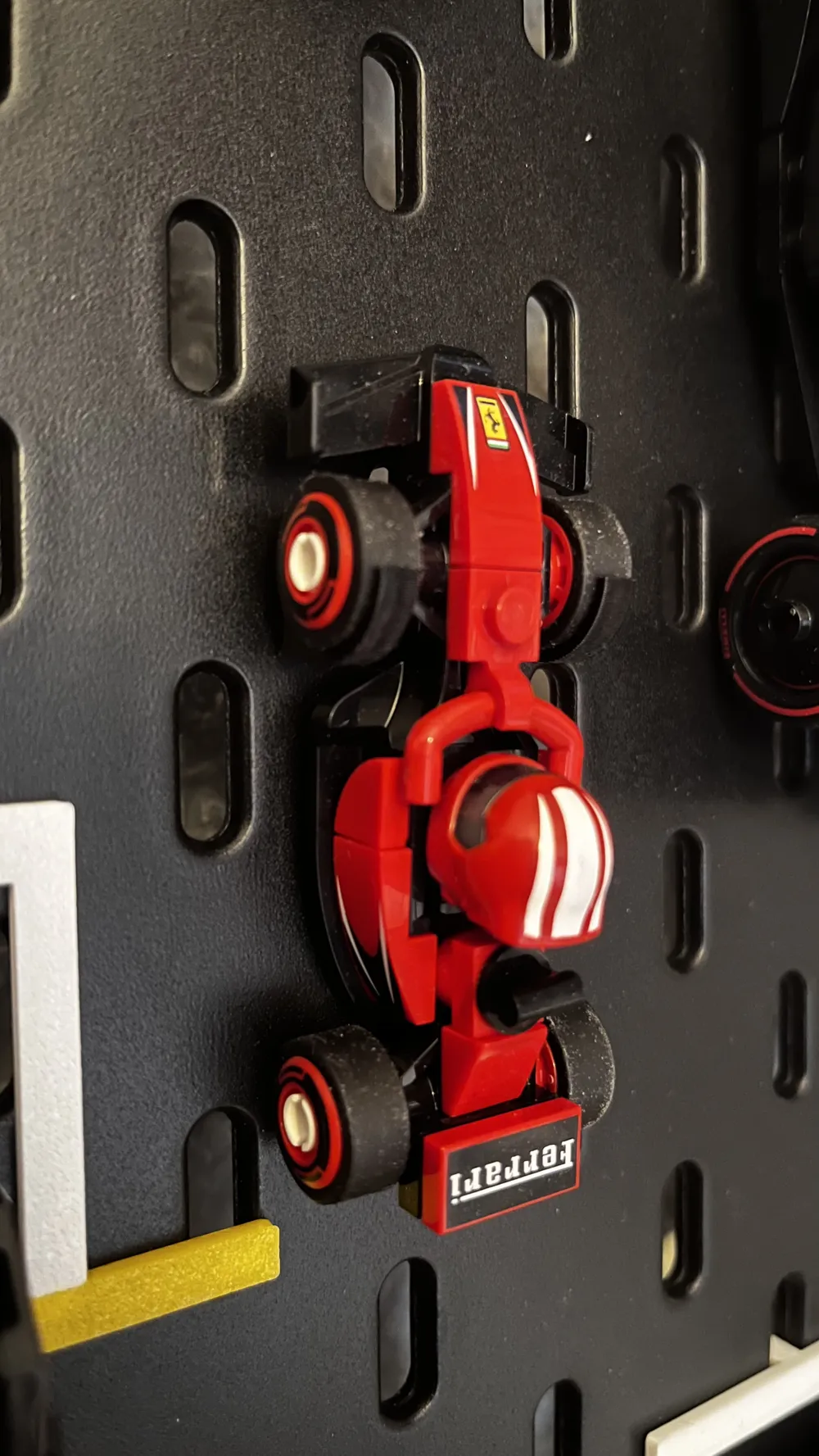 Brick Formula 1 Mini for Ikea Skadis by 3D-ja_m MakerWorld: Download ...