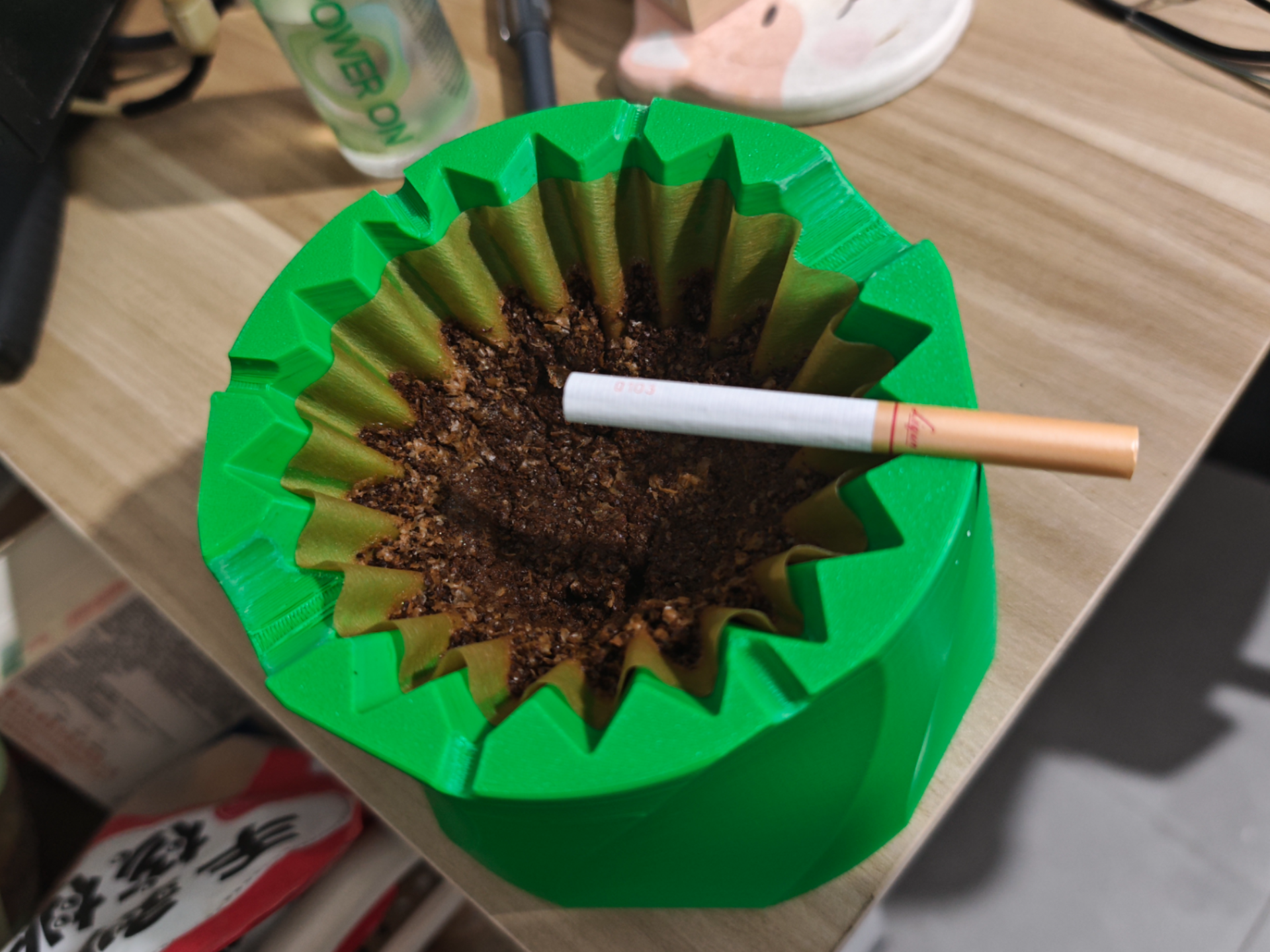 Pour-over coffee grounds ashtray by Y1MIdun MakerWorld: Download Free ...