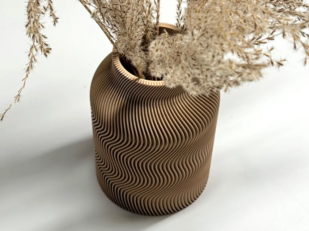 Luna Vase - Free 3D Print Model - MakerWorld