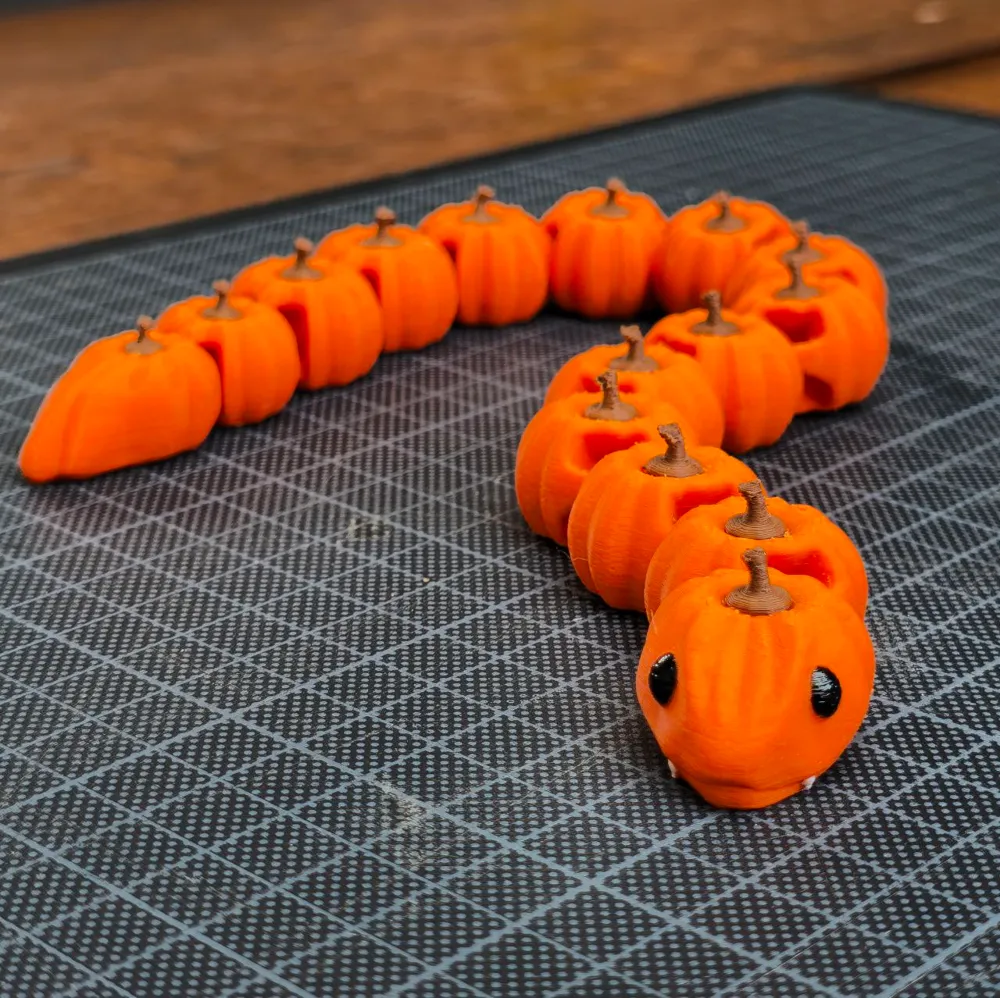 Pumpkin Snake _ Articulated Snek - Free 3D Print Model - MakerWorld