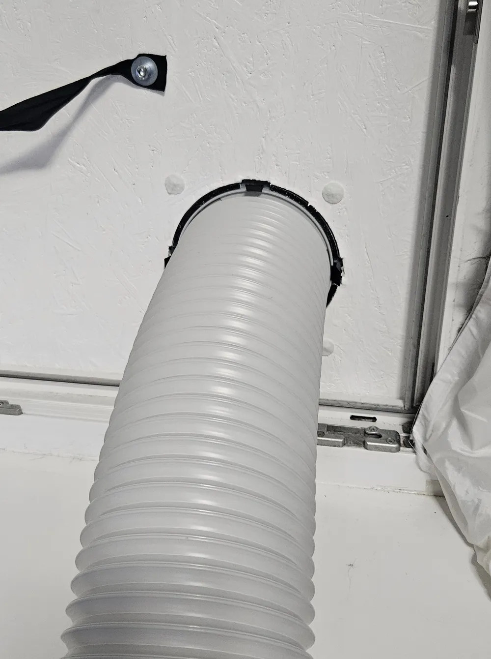 Air conditioner vent outlet with flaps by Dargoran MakerWorld: Download ...