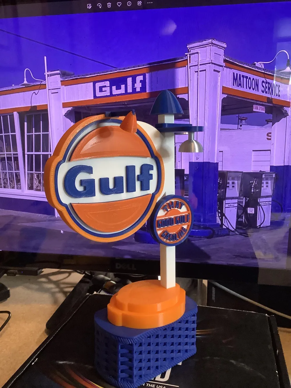 Gulf oil display sign by Rayb007 - MakerWorld