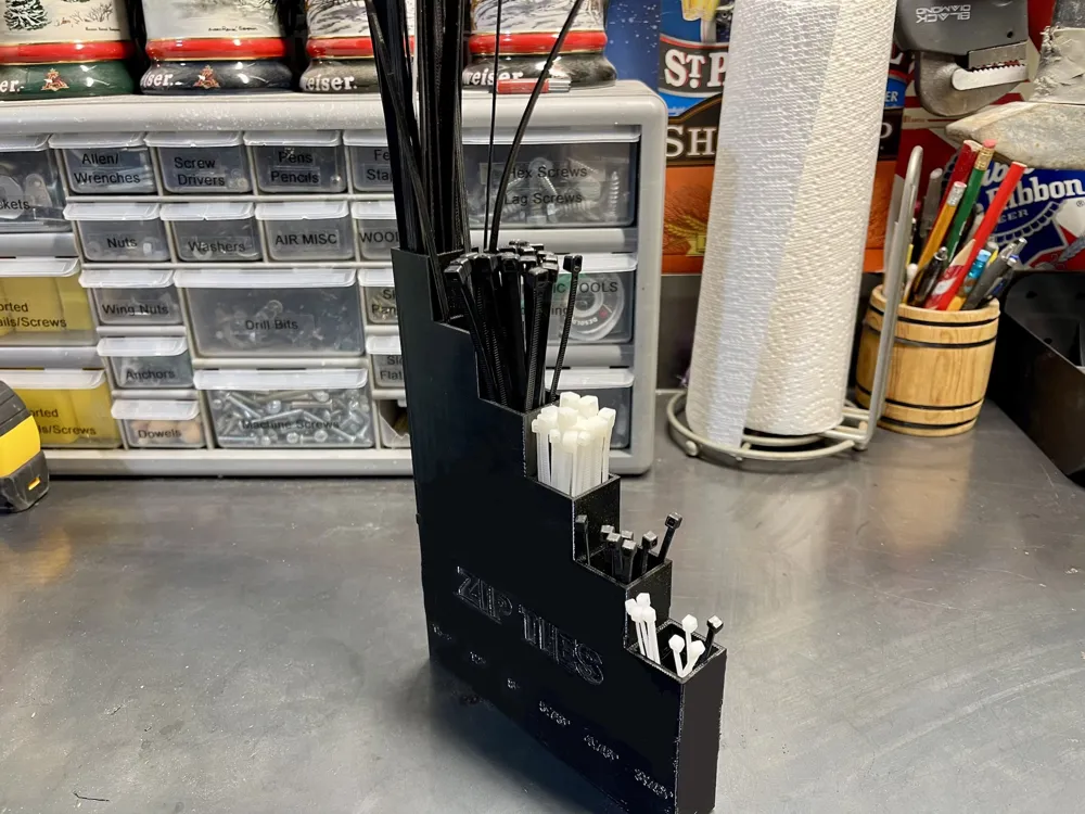 Compact Zip Tie Holder - Free 3D Print Model - MakerWorld