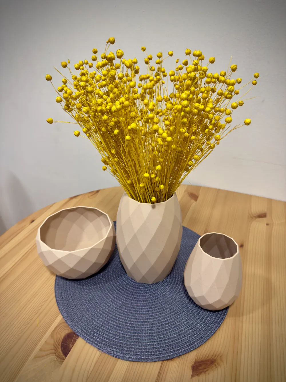 geometric shape vases by Sziszi MakerWorld: Download Free 3D Models
