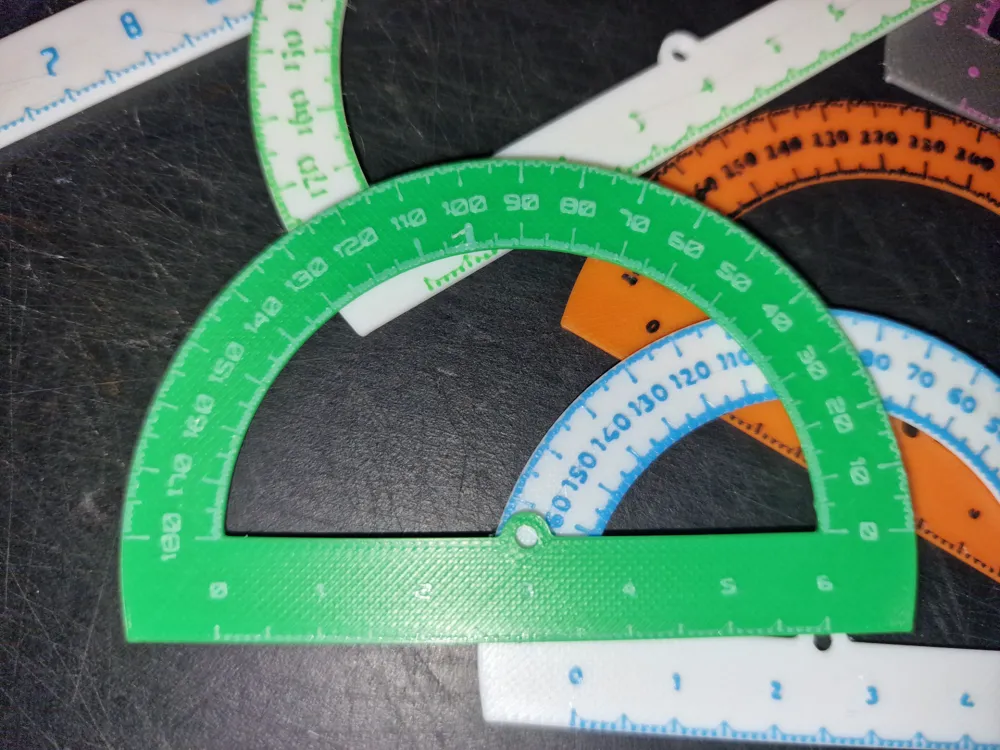 Parametric Protractor by QuiqueCrimson - MakerWorld