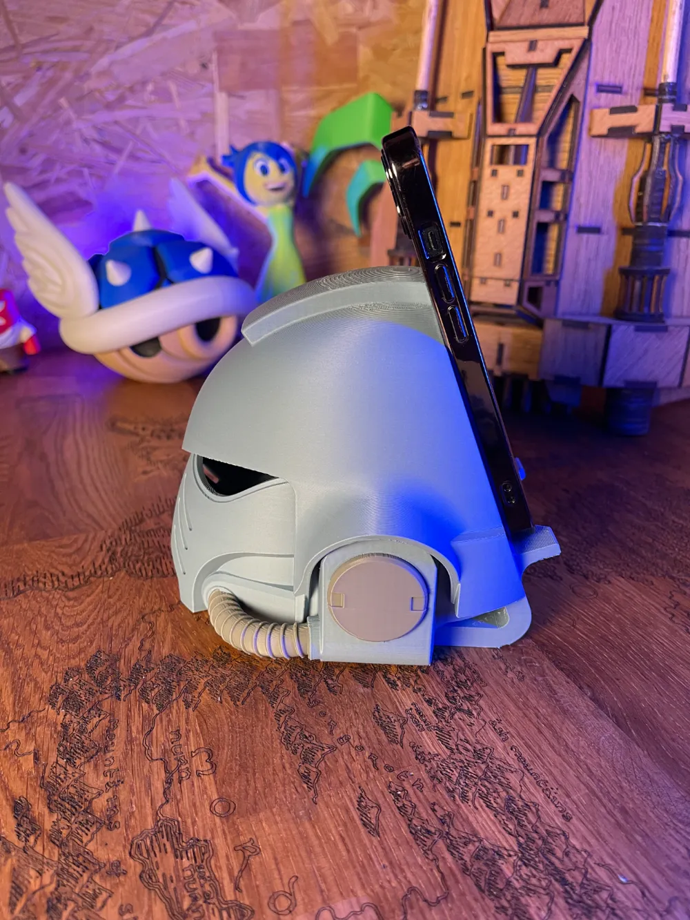 Phone Stand Warhammer 40k Remixed by ThibMaker MakerWorld: Download Free 3D Models