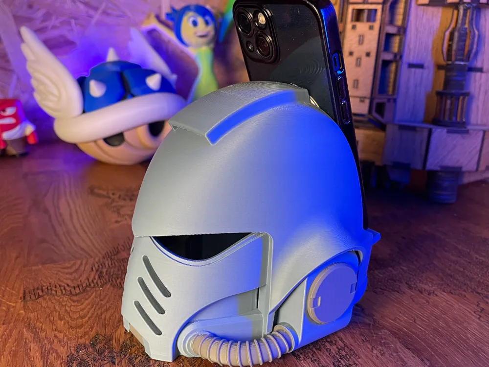 Phone Stand Warhammer 40k Remixed by BricoWoodMaker - MakerWorld