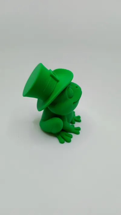 Emerald Lucky Frog with Clover Magic - Free 3D Print Model - MakerWorld