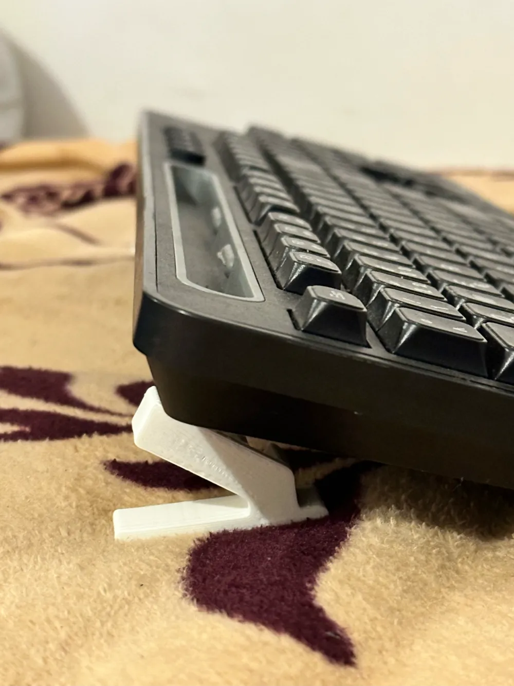 Ultimate Keyboard Angle Stand by mito.sax19 - MakerWorld