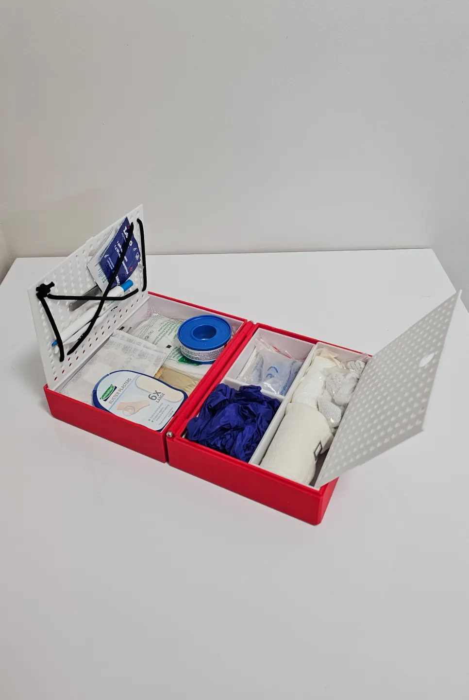 First aid kit by dymek34 MakerWorld: Download Free 3D Models