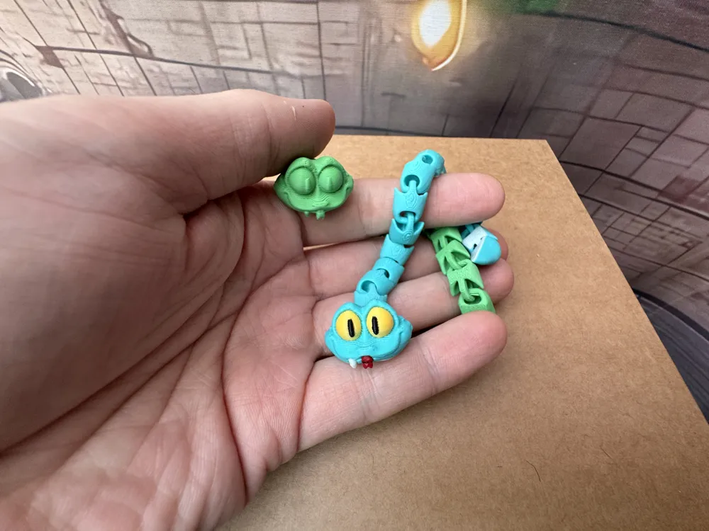 Gary De'Snake Tiny Flexi Snake - Free 3D Print Model - MakerWorld