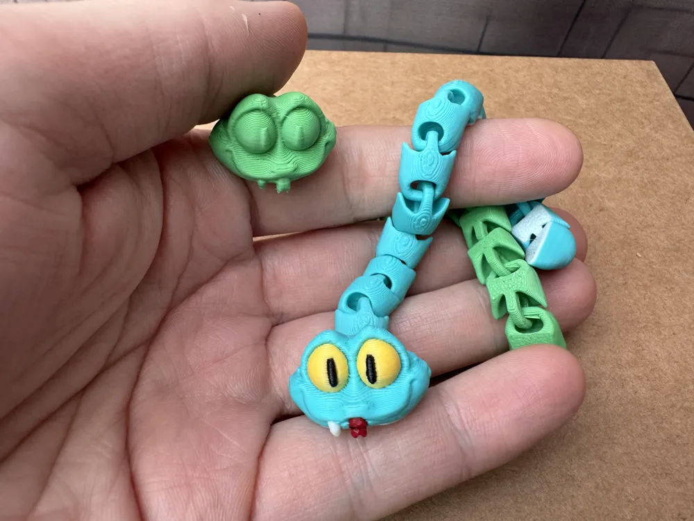 Gary De'Snake Tiny Flexi Snake - Free 3D Print Model - MakerWorld