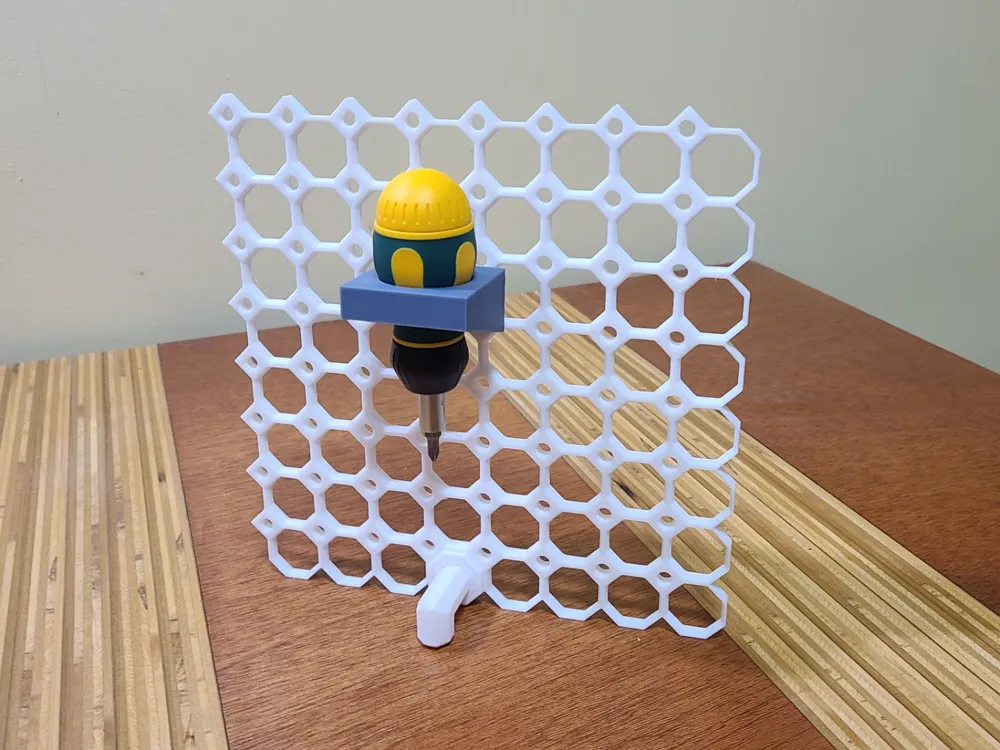 Multiboard Minimalistic Round Tool Holder by bpace - MakerWorld