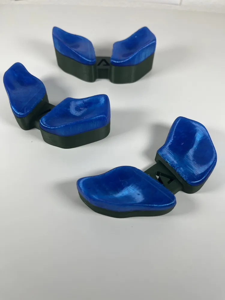 ErgoBoost Wrist Rest – DeltaHub Carpio 2.0 (L / R) - Free 3D Print ...