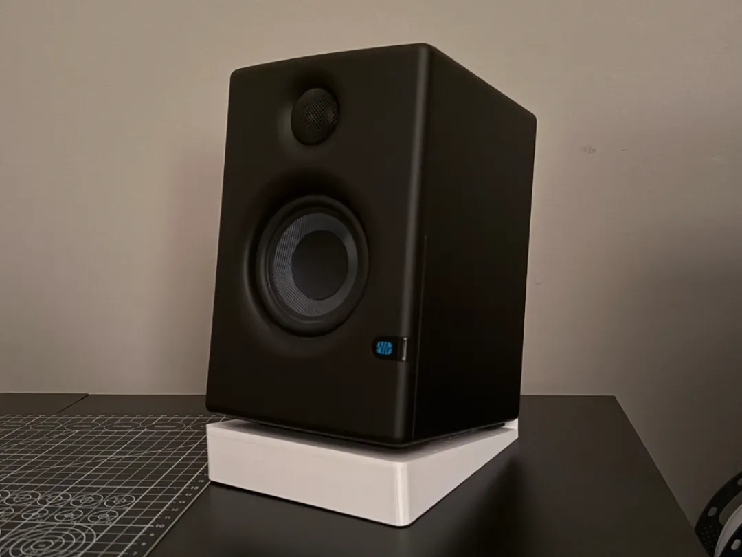 Speaker/Studio Monitor Stand, 10 Degree Wedge by maxamartinez ...