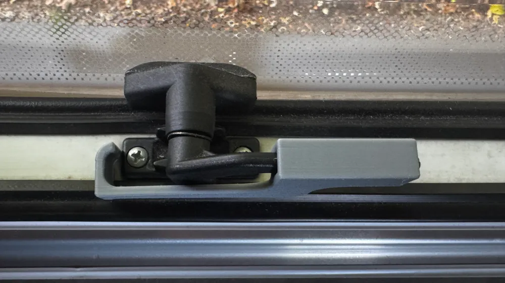 Motorhome window lock by Dutchi - MakerWorld