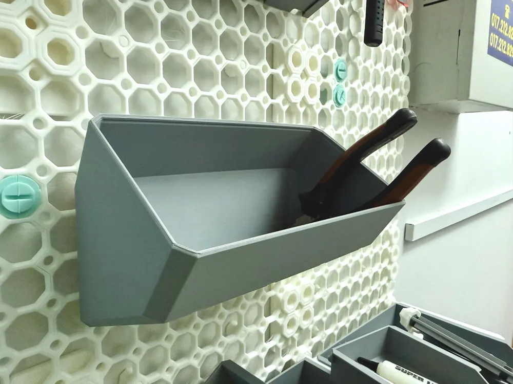 Tilted Bins for Multiboard - 4x2 (various heights) by CY - MakerWorld