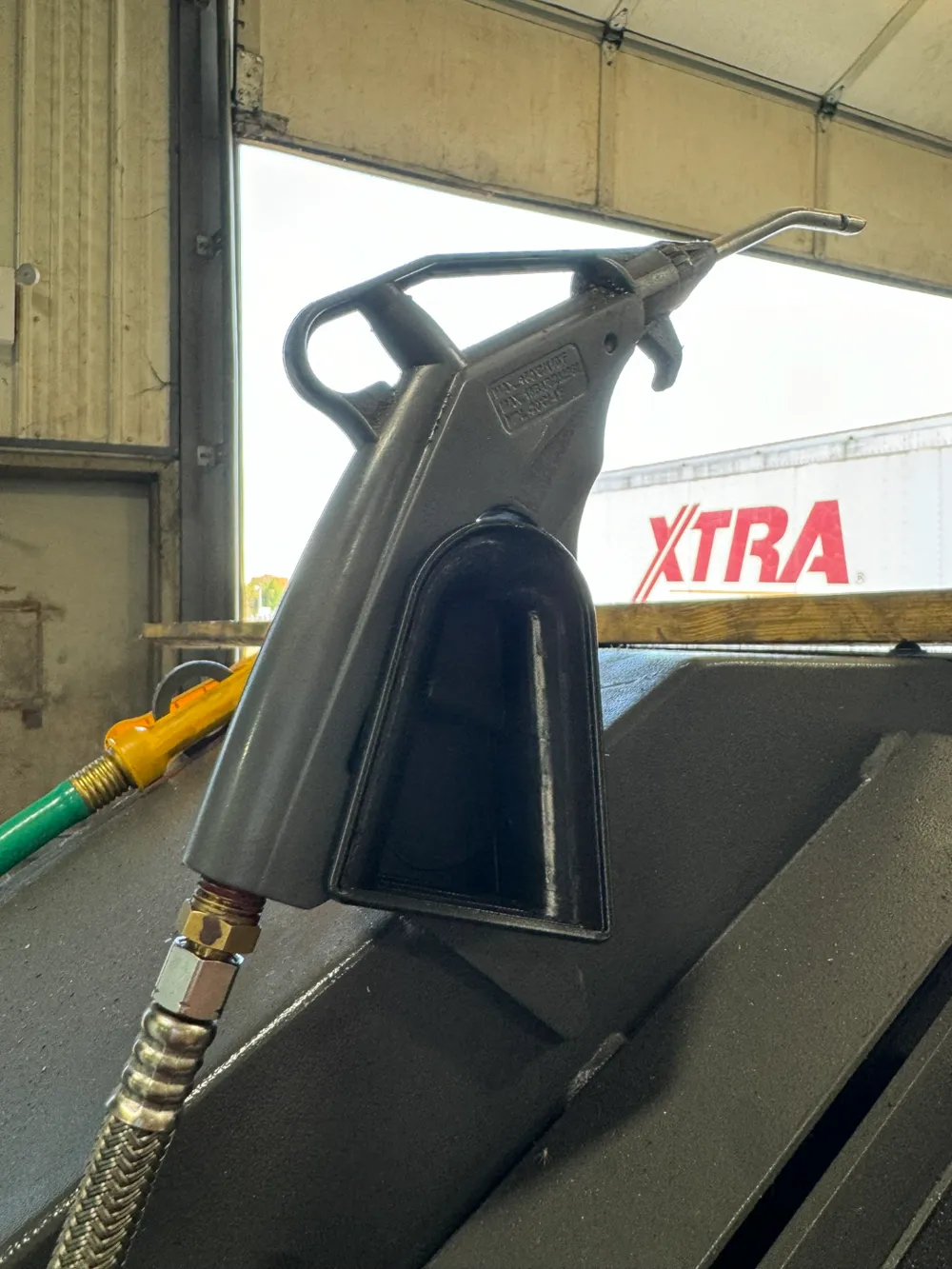 HAAS Chip Conveyer Adapter For Air Gun Mount by Chris. - MakerWorld