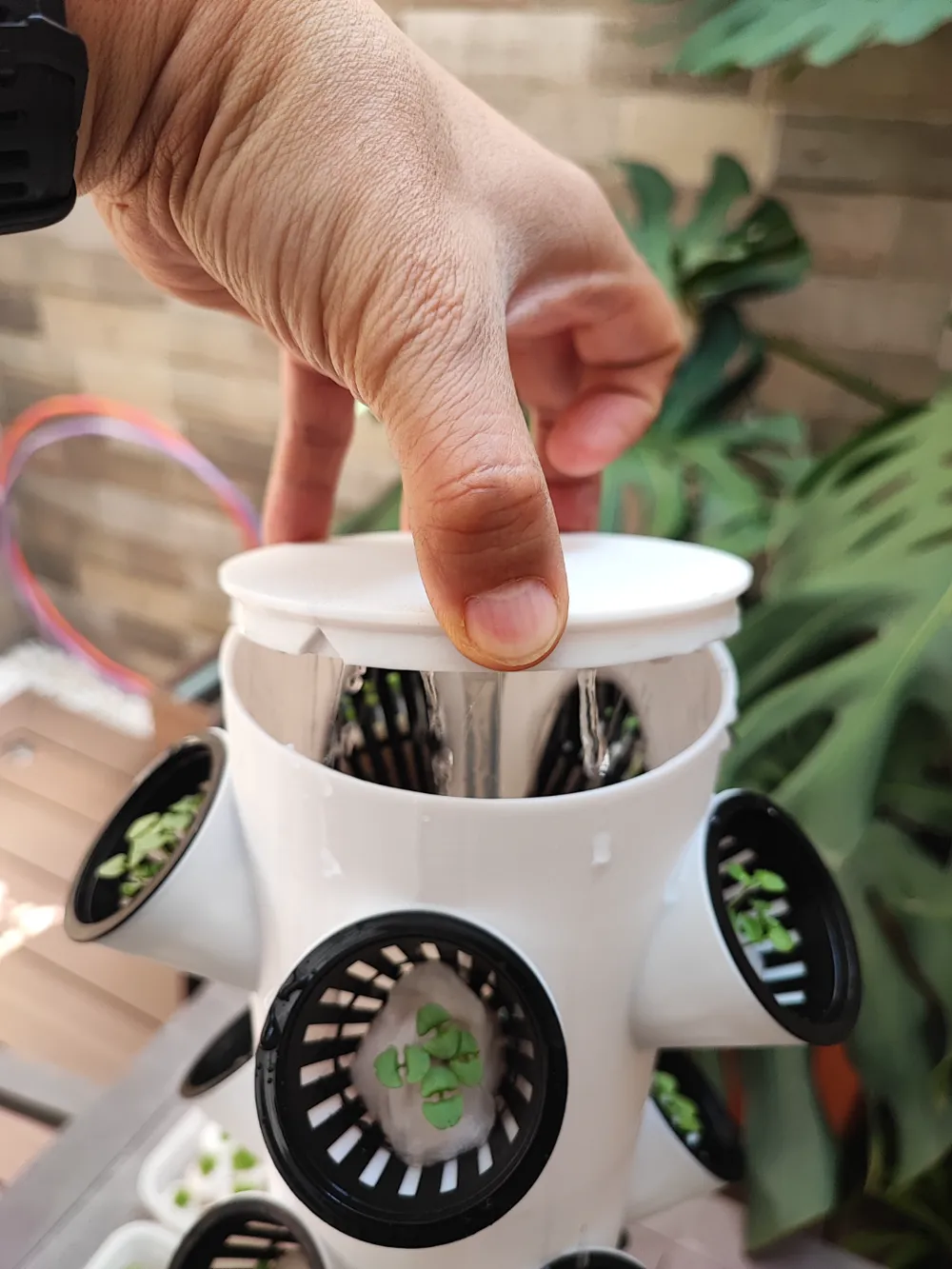 Modular Hydroponic Tower V2 (with *.3mf file) by user_3137137160 ...