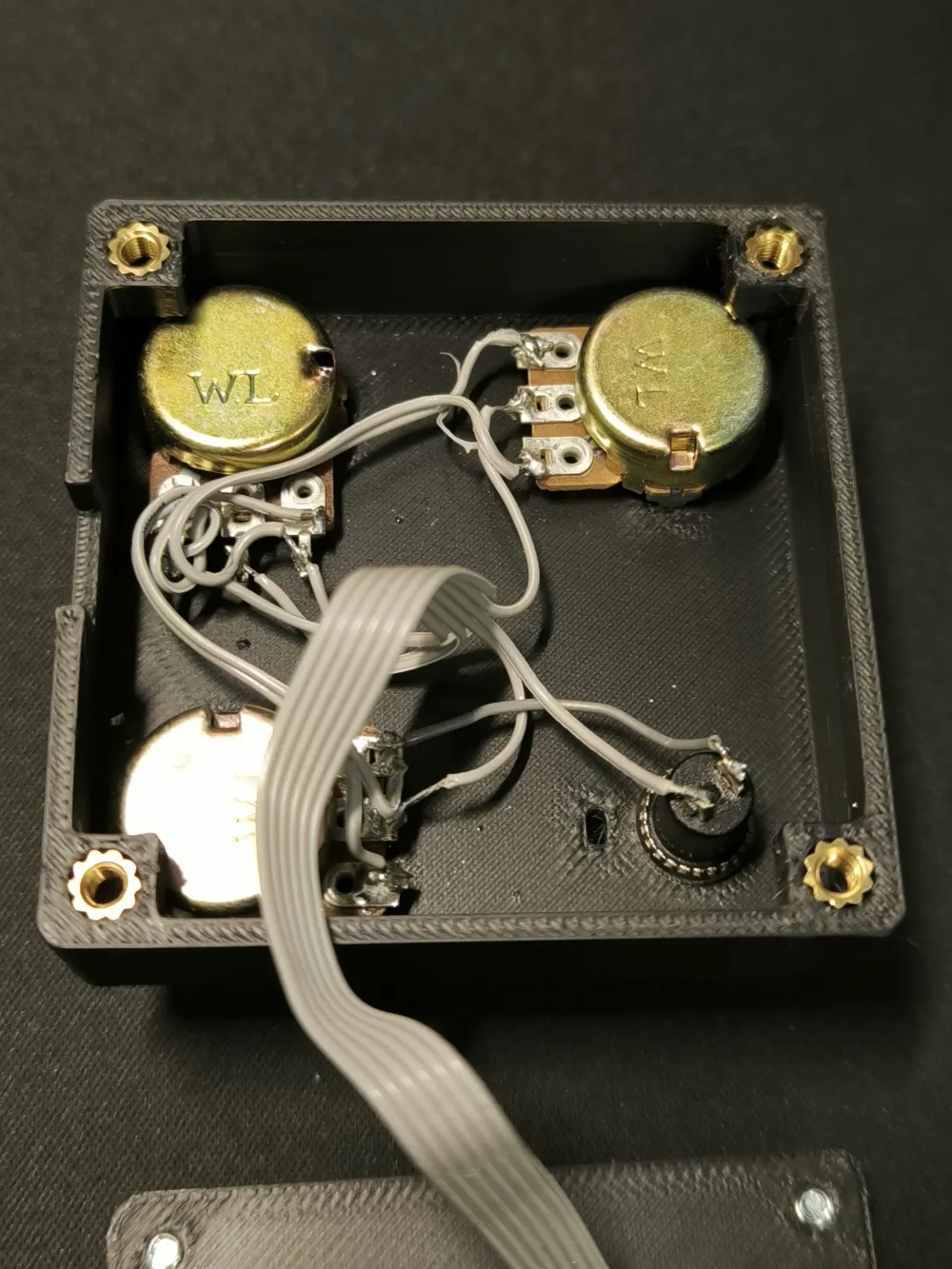 ESP potentiometer box by Total Panther MakerWorld: Download Free 3D Models