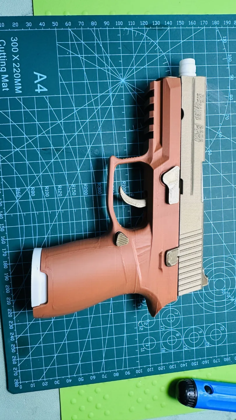 sig p250 by Tim David - MakerWorld