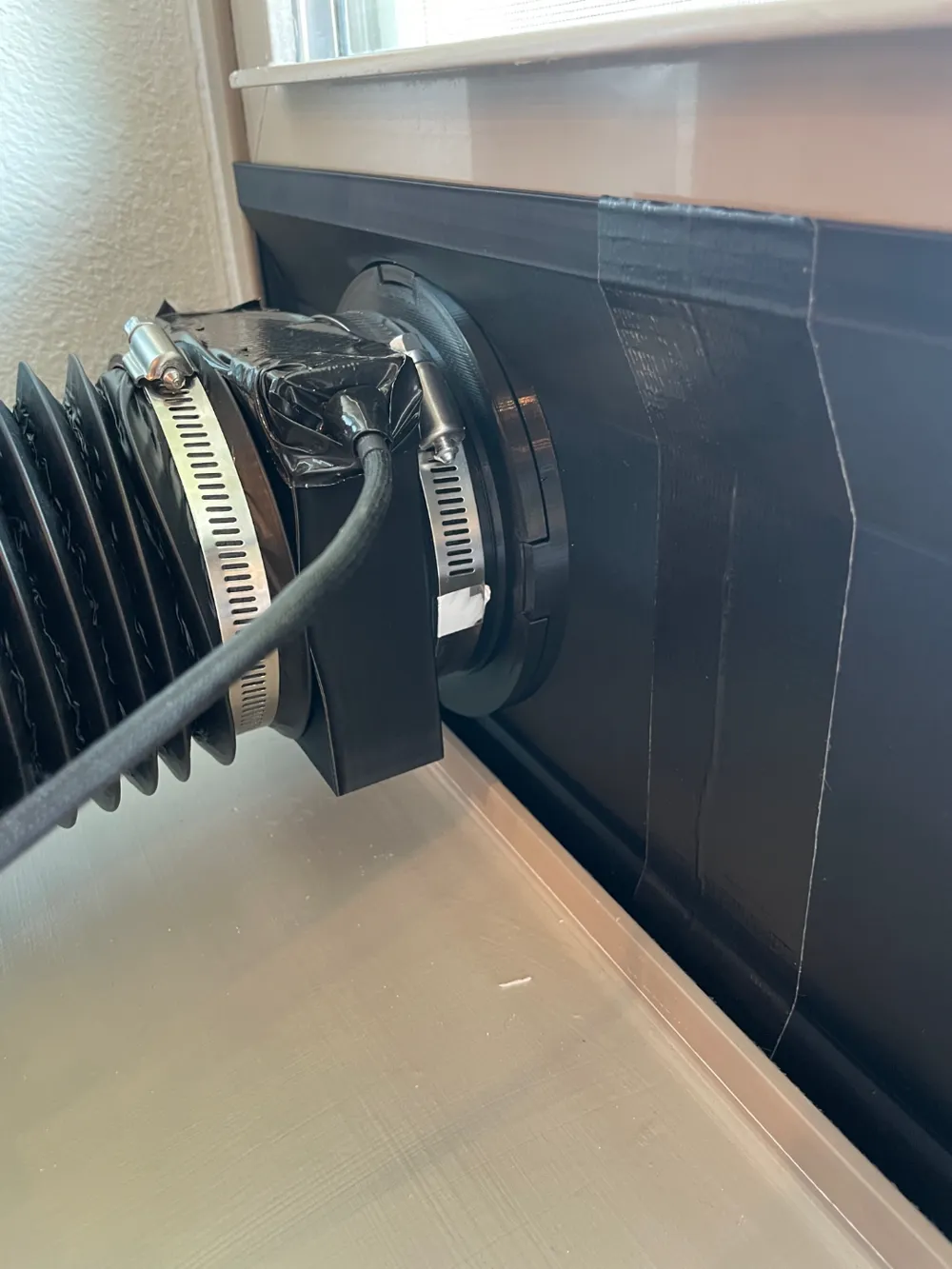 Adjustable Window Prop For 4 Inch Exhaust Vent by Print Locker ...