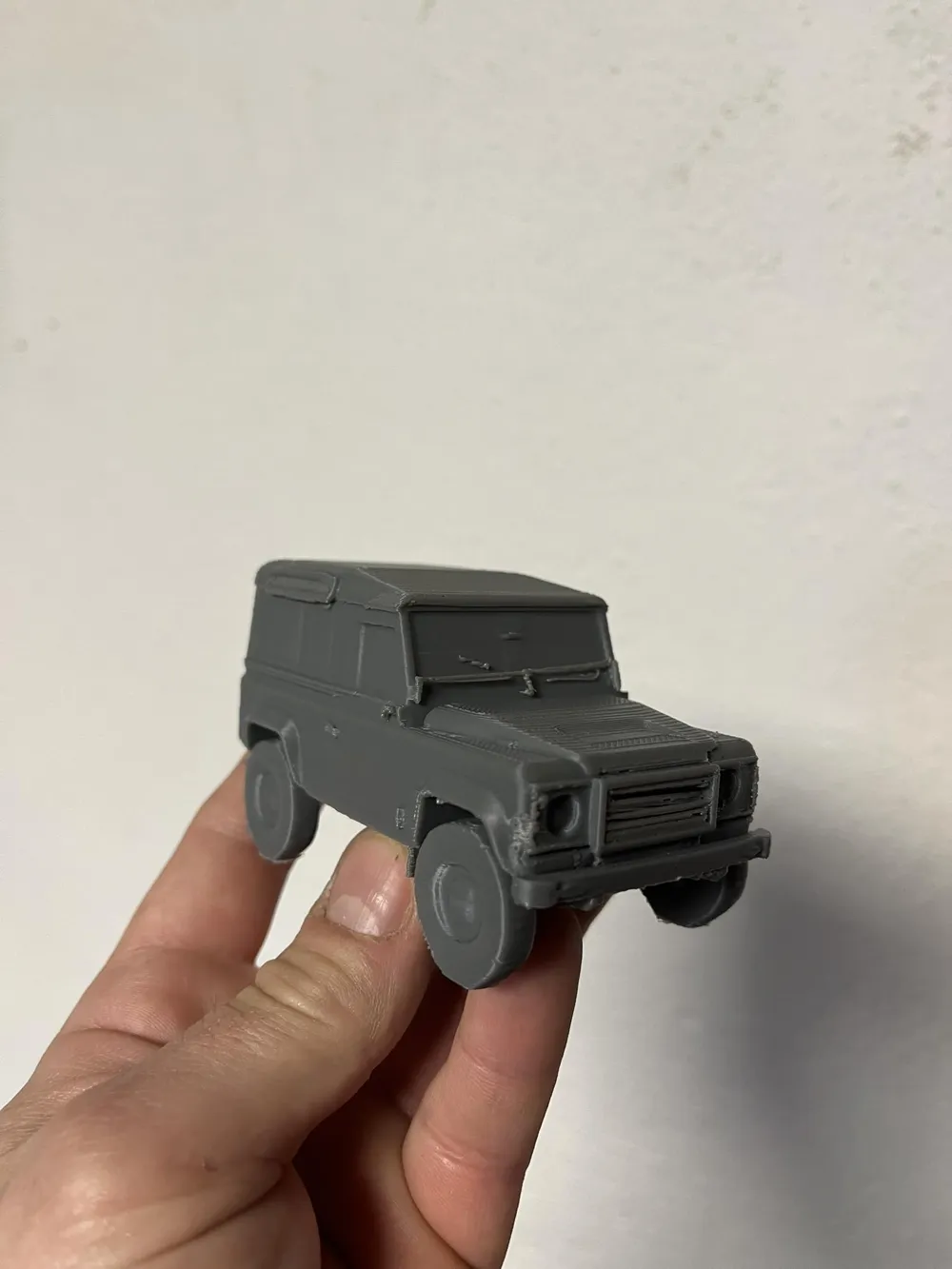 Miniature Land Rover Defender by Ainon3Dprint MakerWorld: Download Free ...