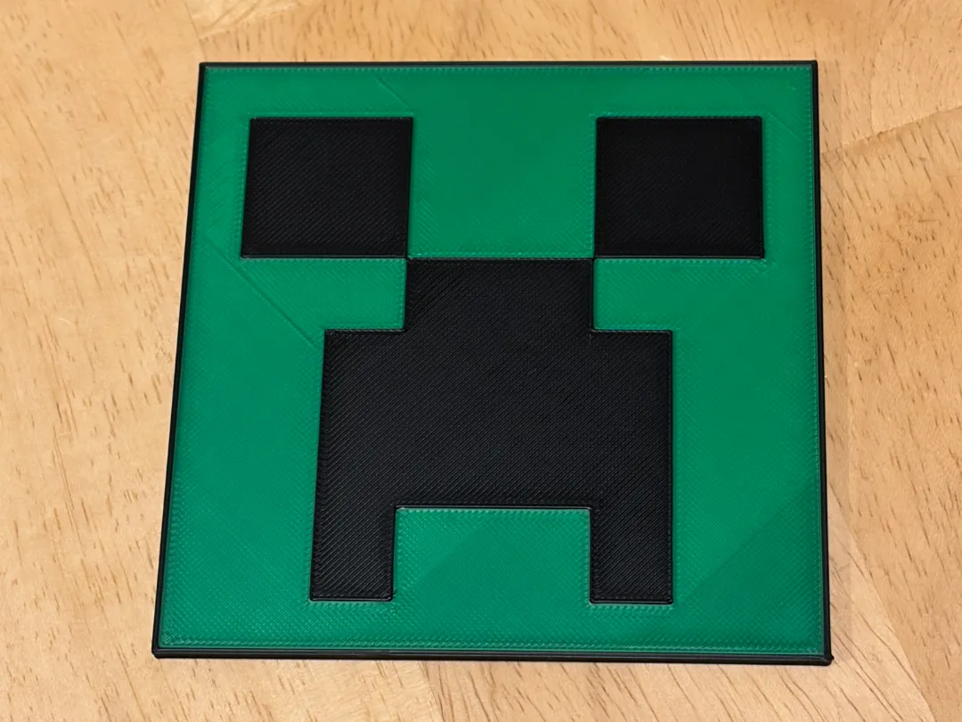 Visage de Creeper Minecraft avec bordure noire - Modèle d'Impression 3D ...