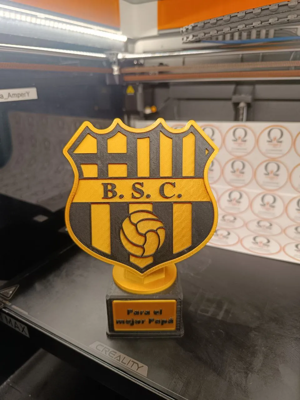 Barcelona Sporting Club Crest - Free 3D Print Model - MakerWorld