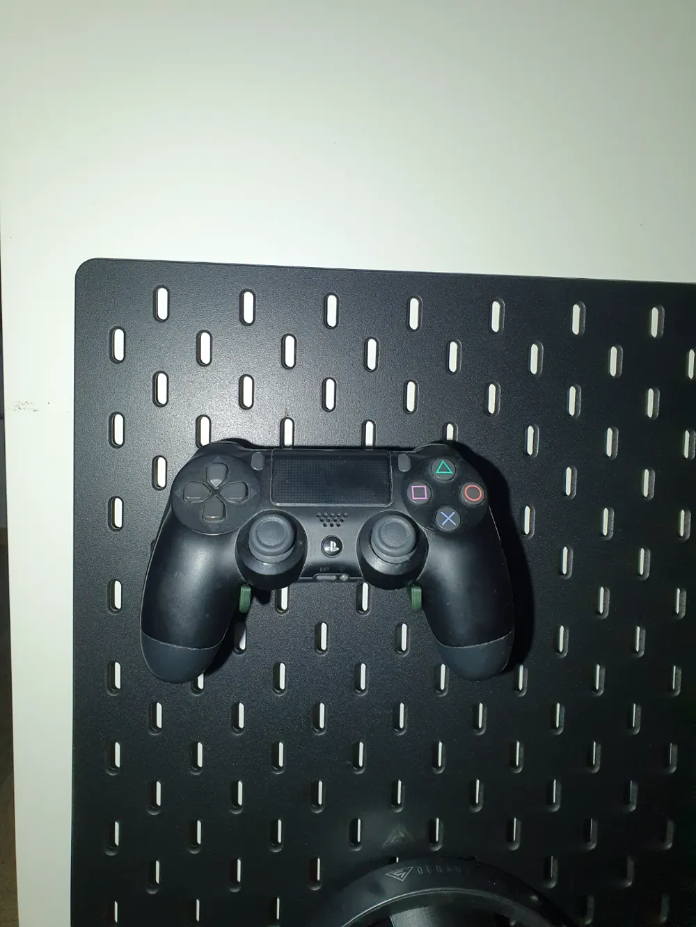 Ikea Skadis Controller Stand by Simon - MakerWorld