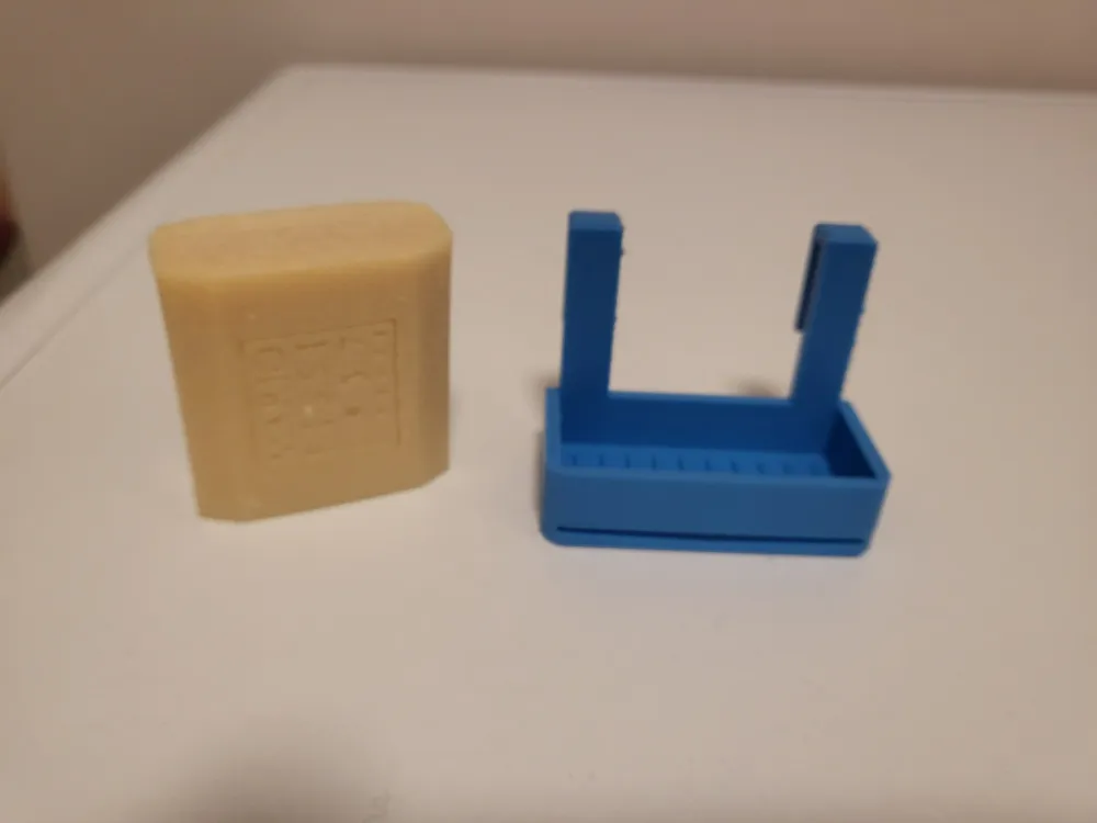 Vertical Soap Dish by Daniele - MakerWorld