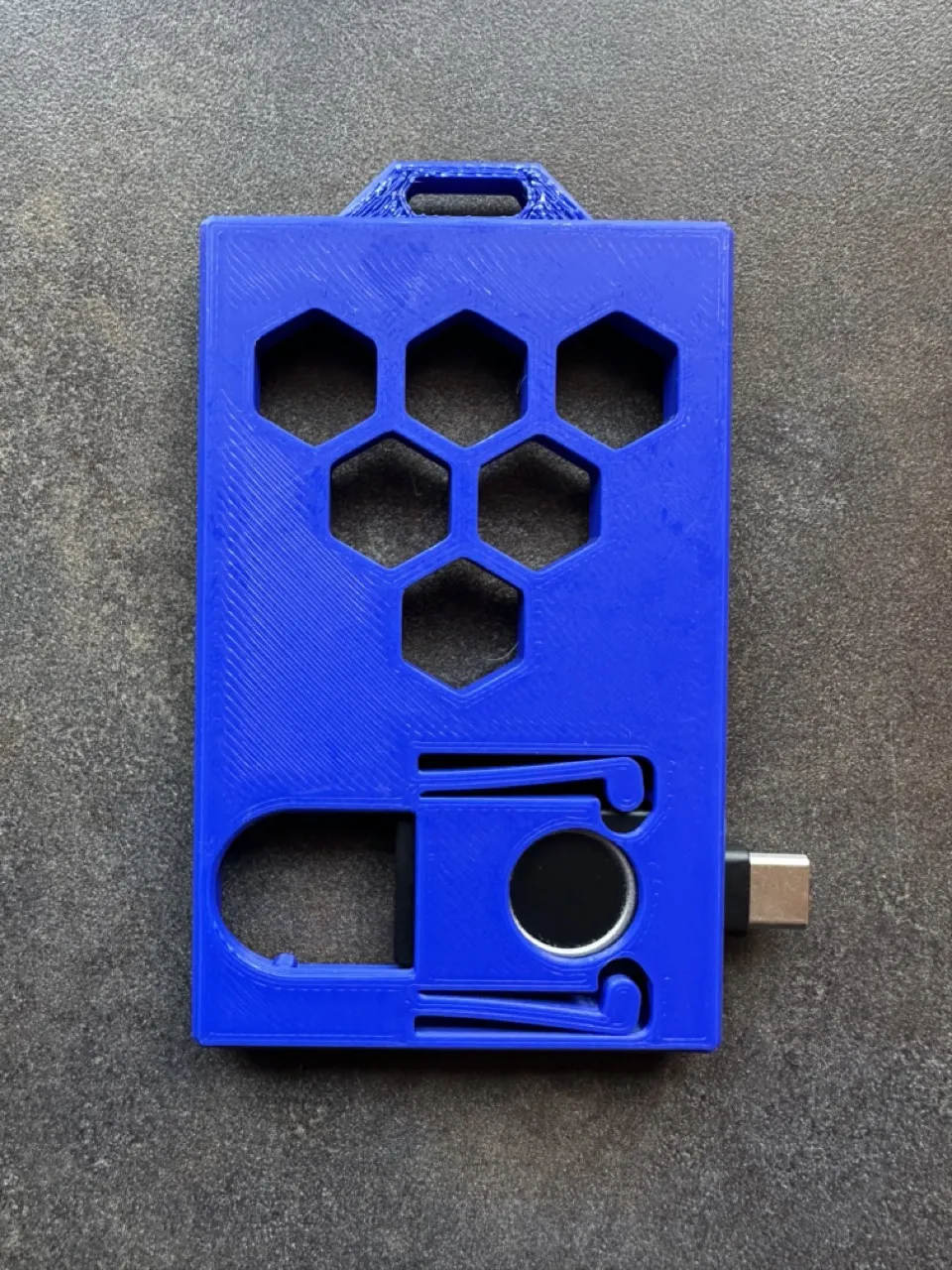 Yubikey Badge Holder - Free 3D Print Model - MakerWorld