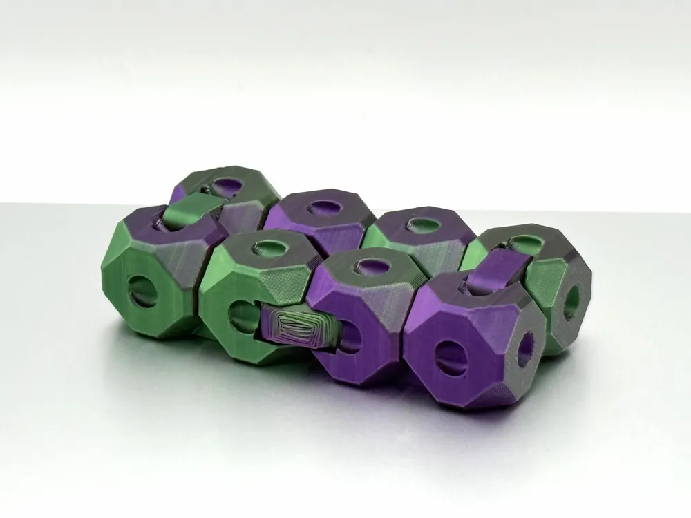Infinity quasi-faceted cube - Free 3D Print Model - MakerWorld