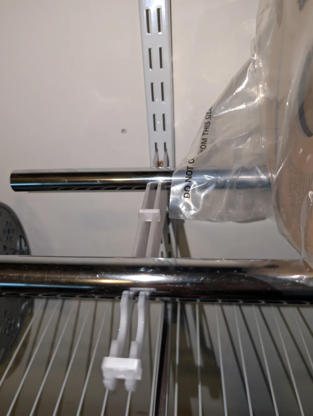 The Rad Rod Bracket - Rubbermaid / Closetmaid - Free 3D Print Model ...