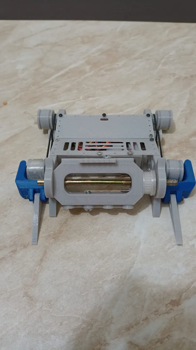 1lb Battlebot Falcon Punch by Profe Yoshi - MakerWorld