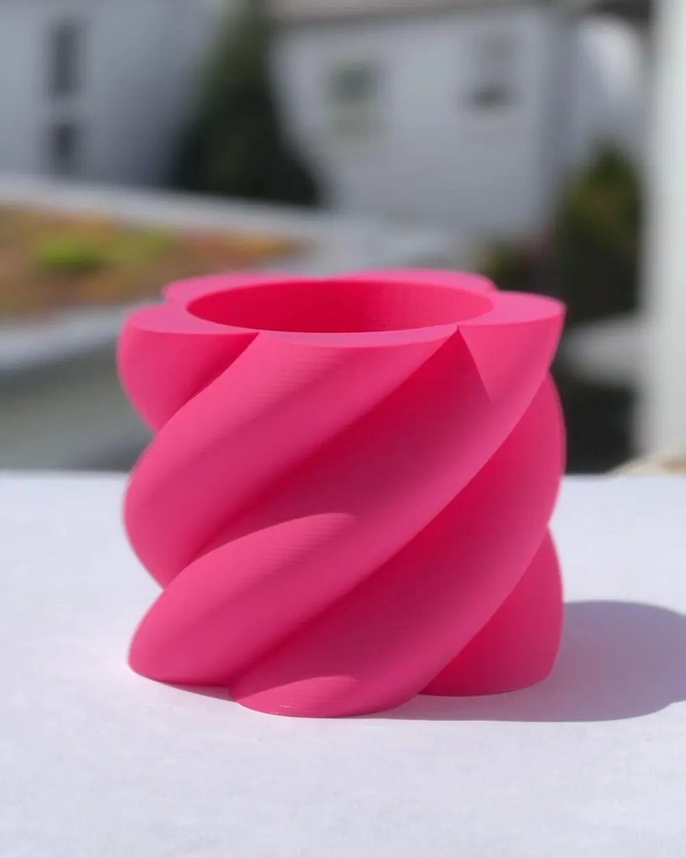LOLLIPOP – Spiral Pen Holder - Free 3D Print Model - MakerWorld