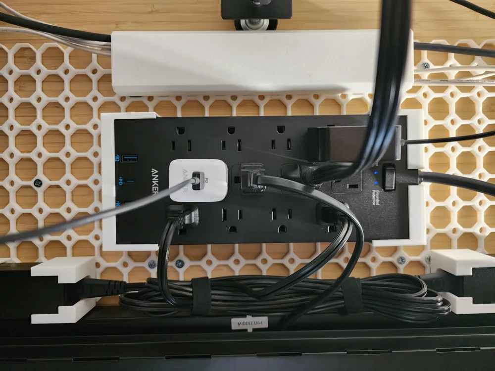 Anker 351 PowerStrip Multiboard Underware Mount Remixed by ...