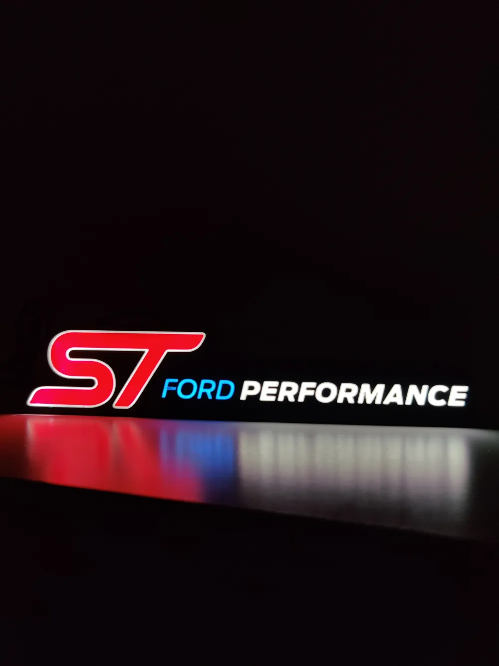 Ford ST Performance light box - Free 3D Print Model - MakerWorld