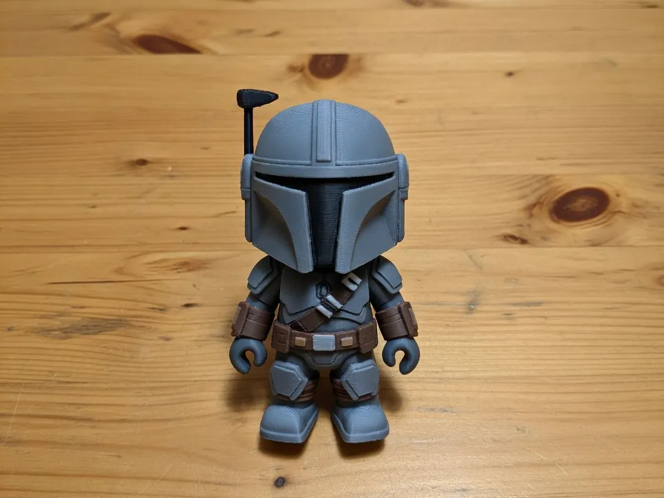 Mandalorian Mini Figure - Free 3D Print Model - MakerWorld