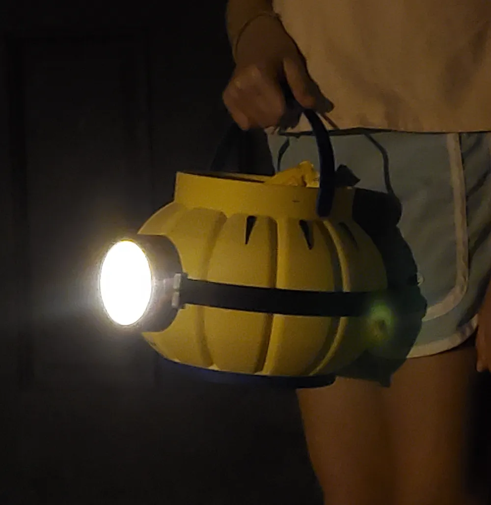 Light Up Minion Candy Bucket by Jerry Bower MakerWorld: Download Free ...