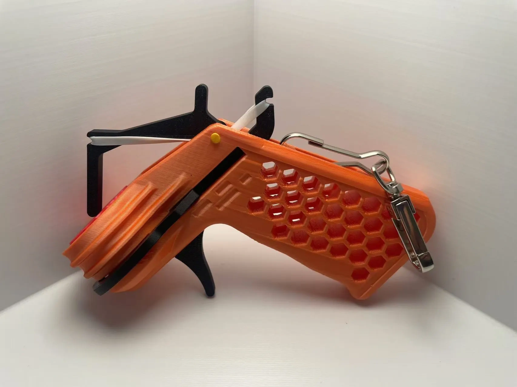 Reinforced Extended Handle 6-Shot Frisbee Launcher with Keyring ...