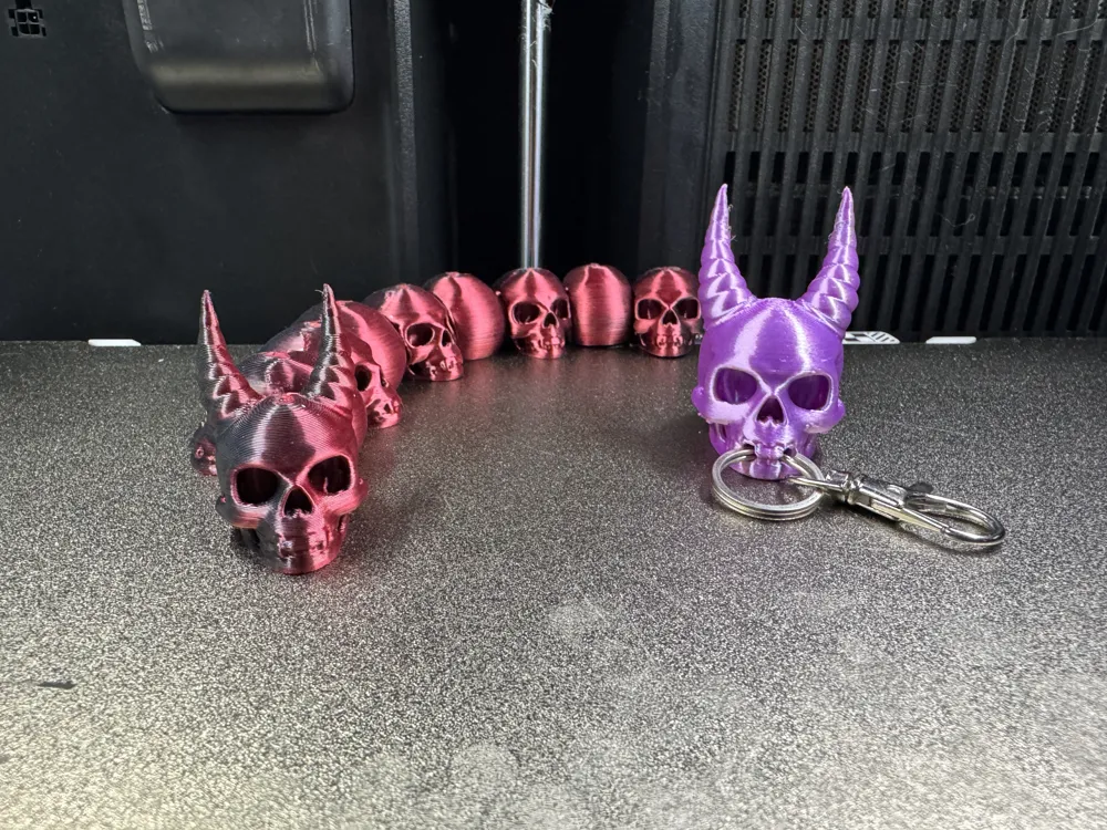 Flexi Skull Worm & Keychain Print in Place - Free 3D Print Model ...