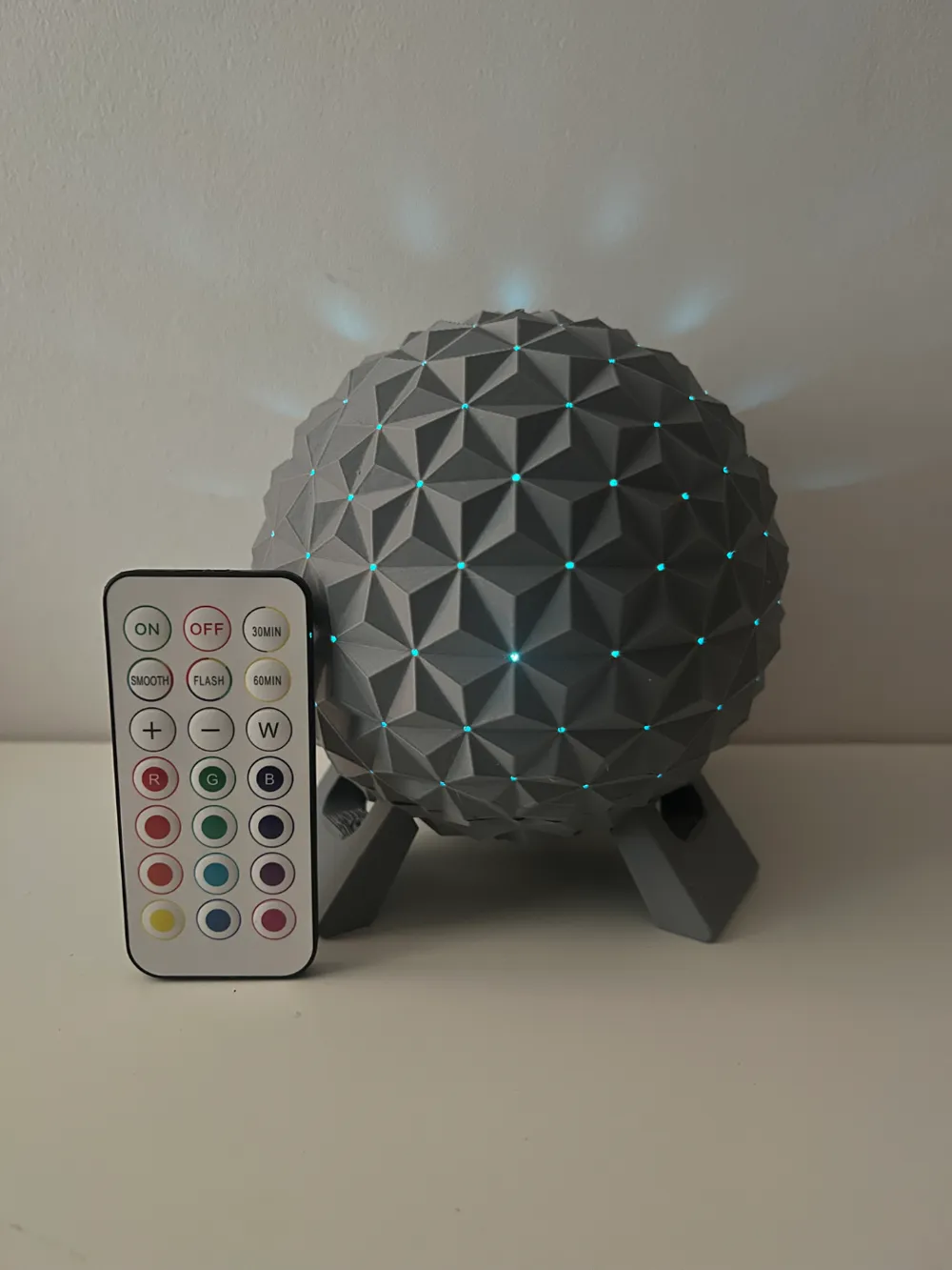 EPCOT Lamp Experimental Prototype City of Tomorrow by Miquel204151 ...