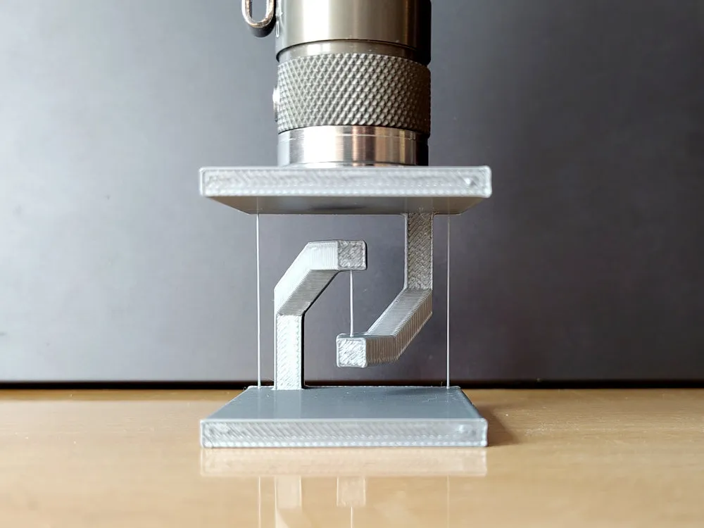 Mini mesa de tensegridad PIP por DrJones MakerWorld: Descarga Modelos 3D Gratuitos