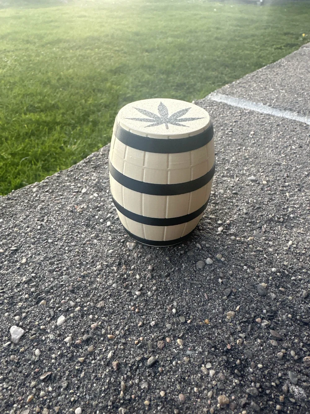 Weed-barrel-Container by Solid MakerWorld: Download Free 3D Models