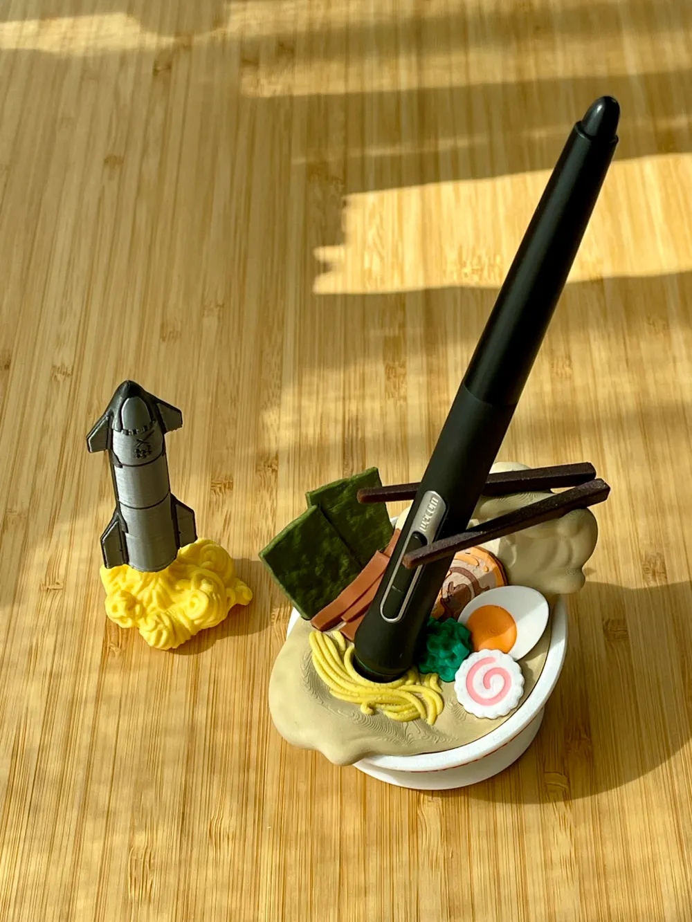 SpaceX Starship Ramen (pen holder) by chameko小廢物電波塔 MakerWorld ...