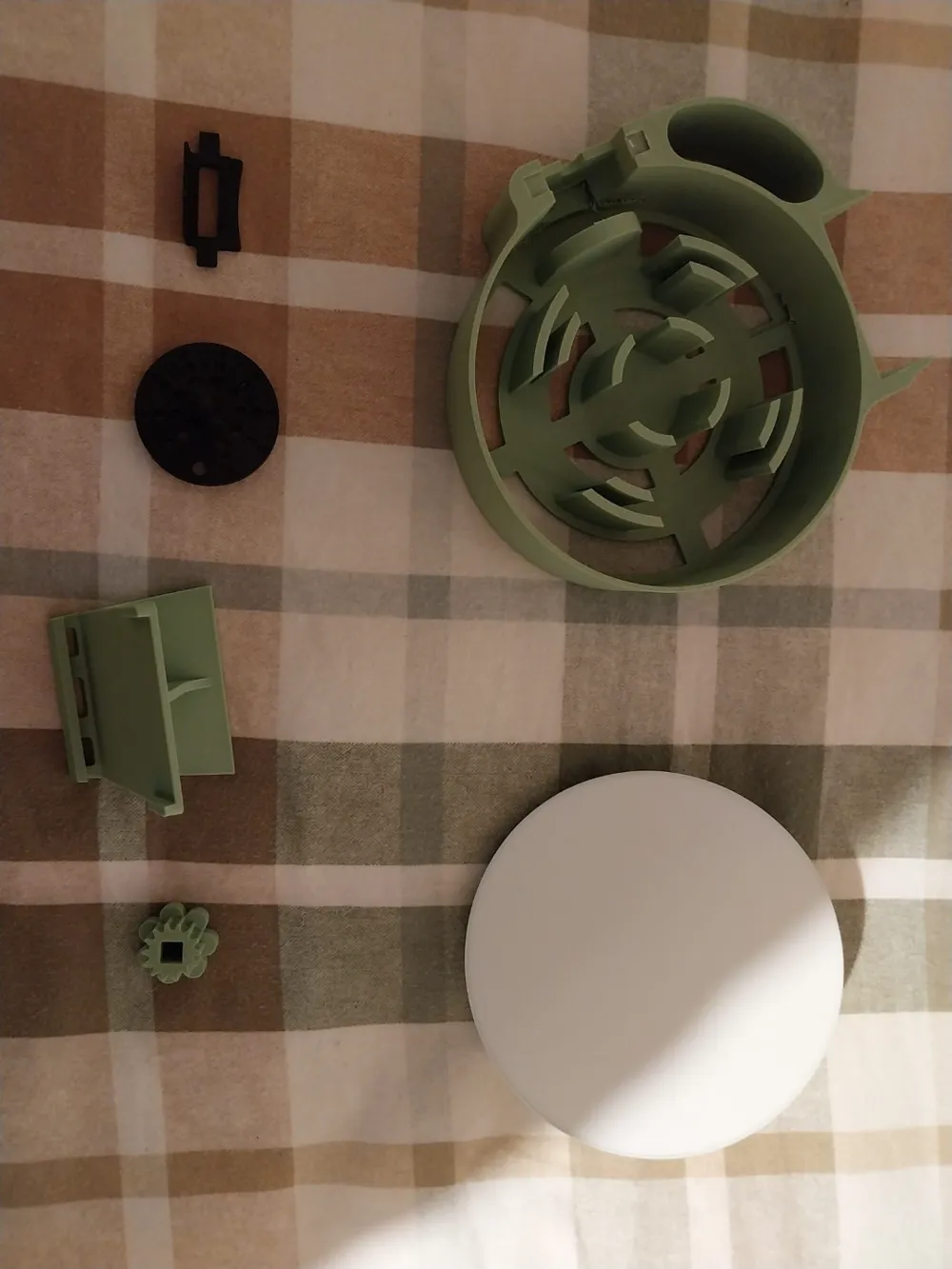 3D Scanner (Turnatable Table) Remixed by Ayalita09 MakerWorld: Download ...