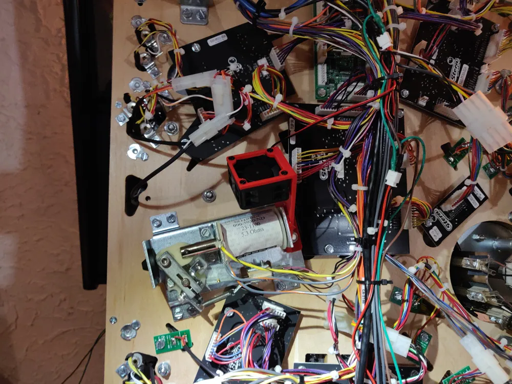 Pinball coil fan holder by STomHacks - MakerWorld