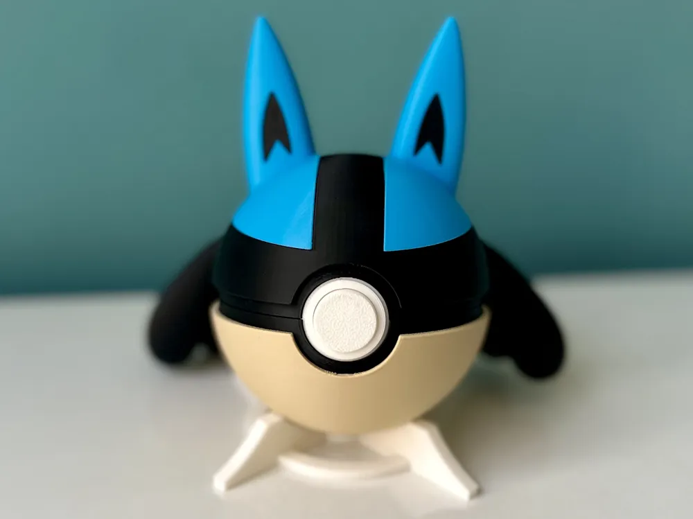 Lucario Ball - Pokemon - Pokeball Functional by Torikami MakerWorld ...
